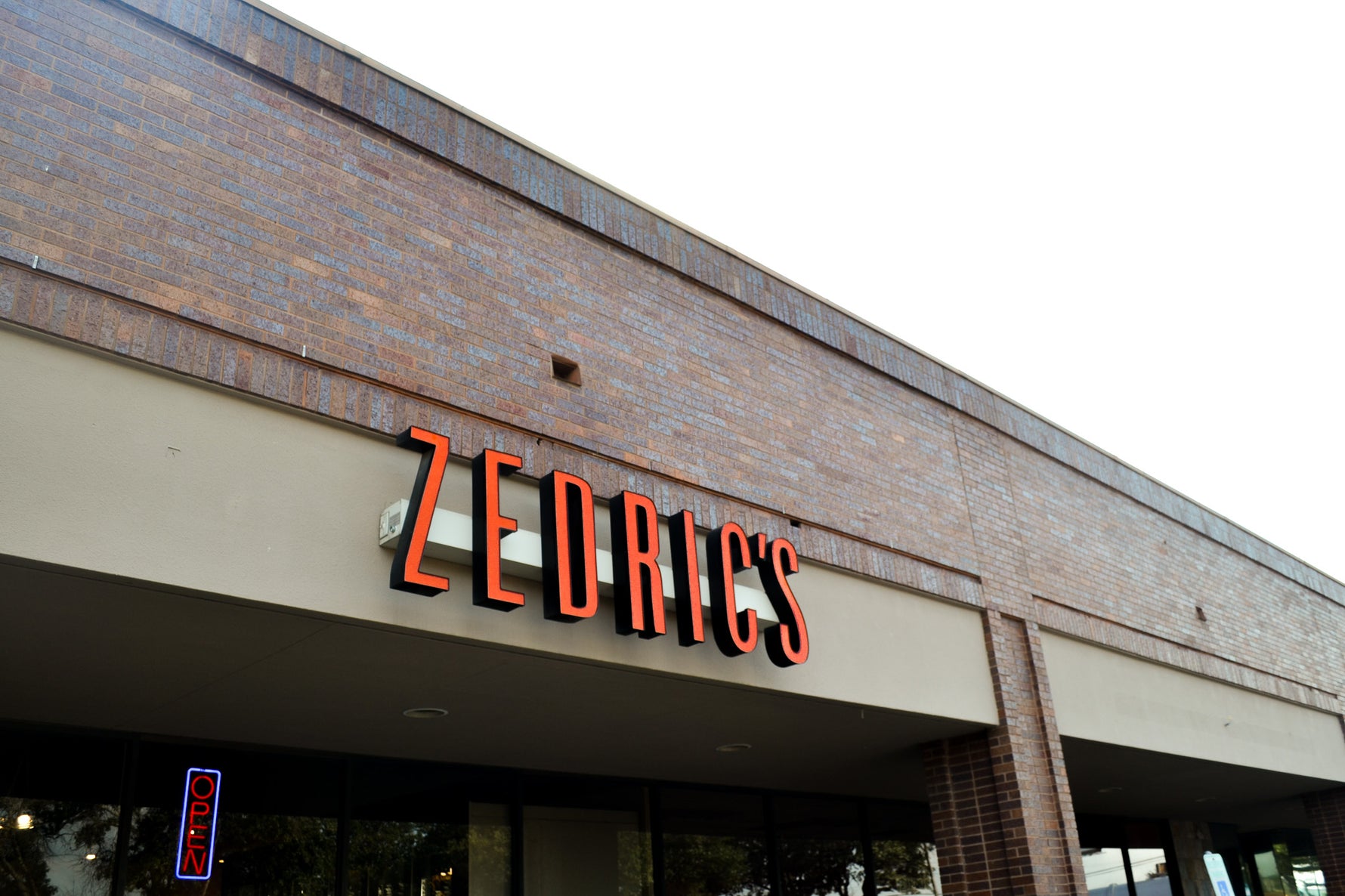 Contact Us – Zedric's